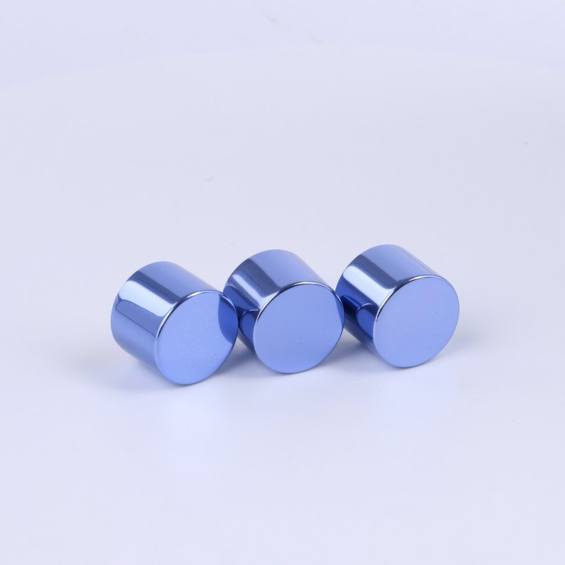 All Closures of Caps For Aluminum Cosmetic Bottles